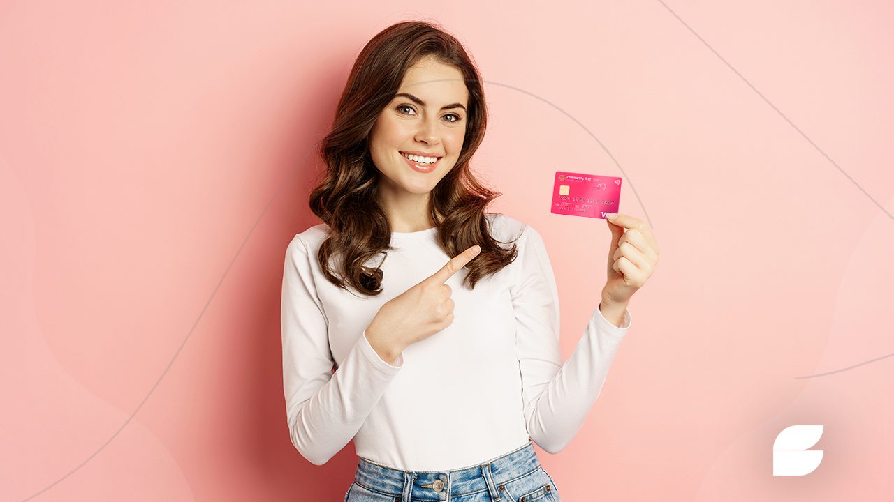 How does Community First Low Rate Pink Visa work? - Fineasier
