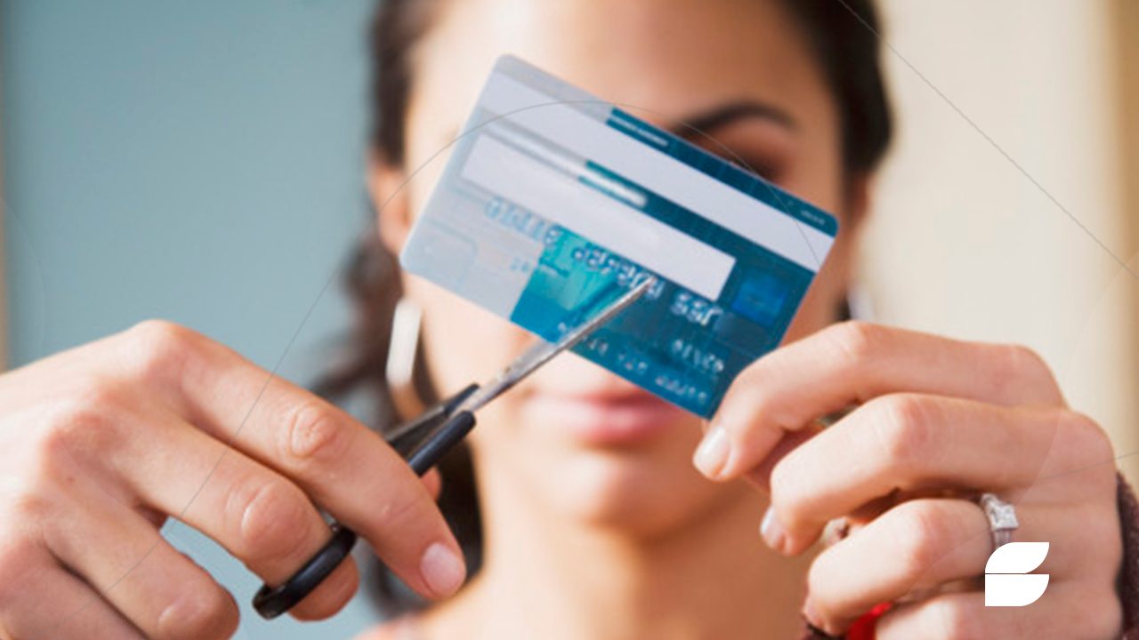 The Impact of Closing a Credit Card on Your Credit Score: What You Need ...