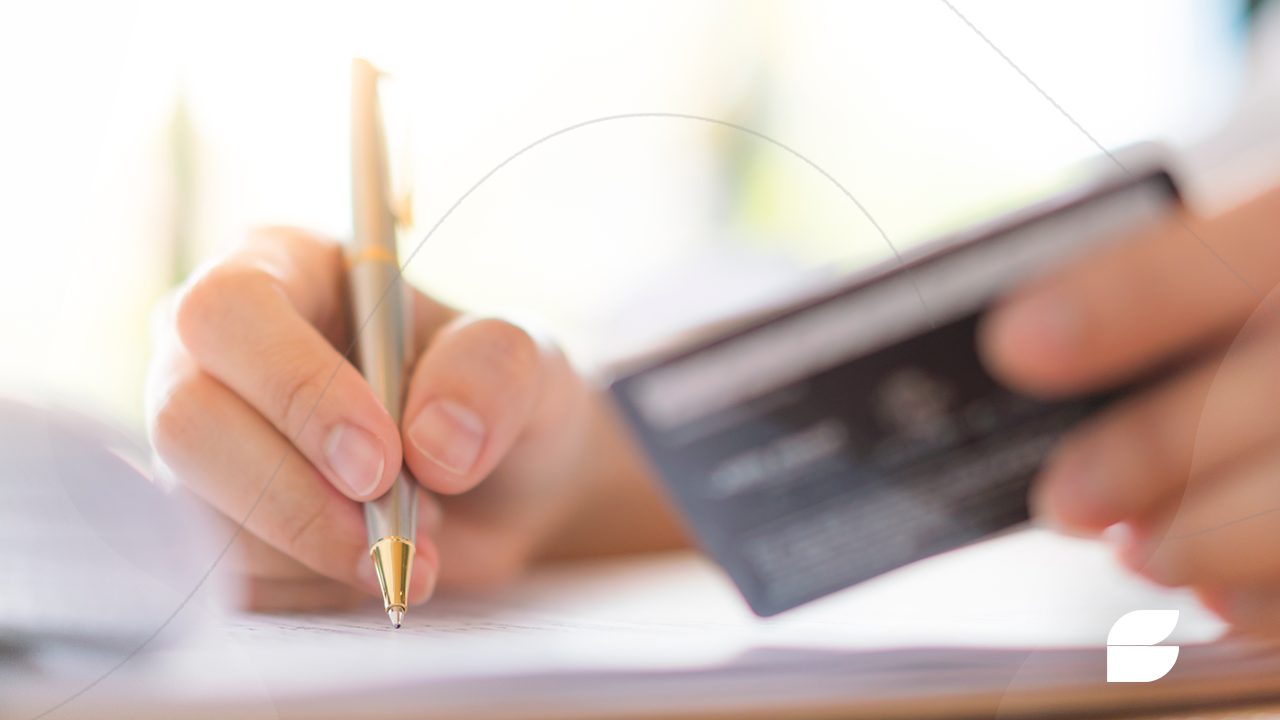 A Complete Guide to Closing a Credit Card in the UK - Fineasier